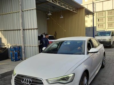 Best Car Garage Workshop Service Station in Al Quoz Dubai UAE